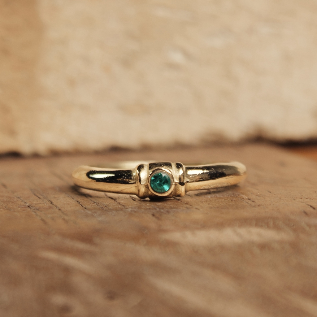 Anel Esmeralda Princess - Comprar em Ecle Atelier