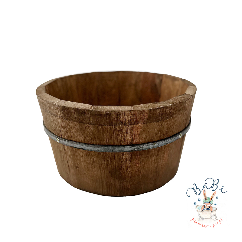 Balde ancho de madera con hierro - Babi Premium Props