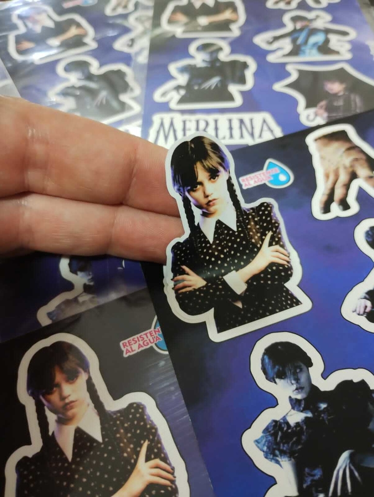 Stickers Autoadhesivos Merlina - Comprar en Deco Bazar