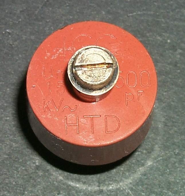 Capacitor Ceramico 500pF X 15 KVDC LCC