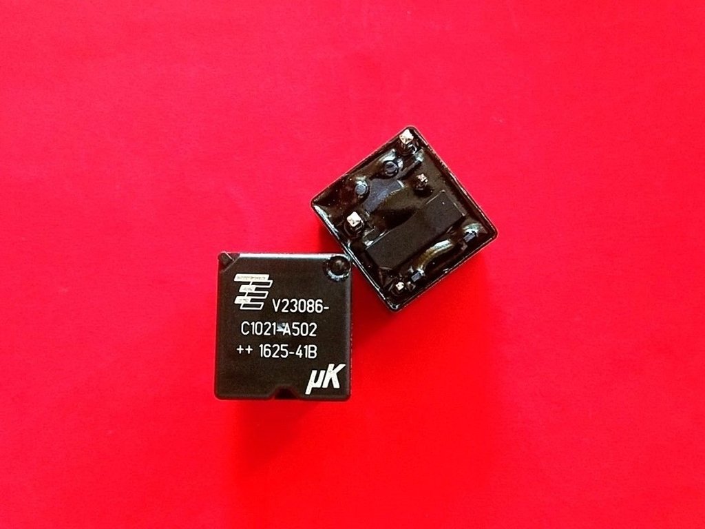 V23086-c1021-a502 TE RELE Para Automotor