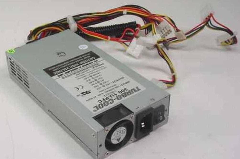 TURBO-COOL 300 1U-PFC POWER&COOLING, INC.