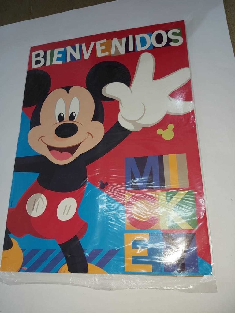 Cartel de "BIENVENIDOS " de Mickey - Namilu Cotillon