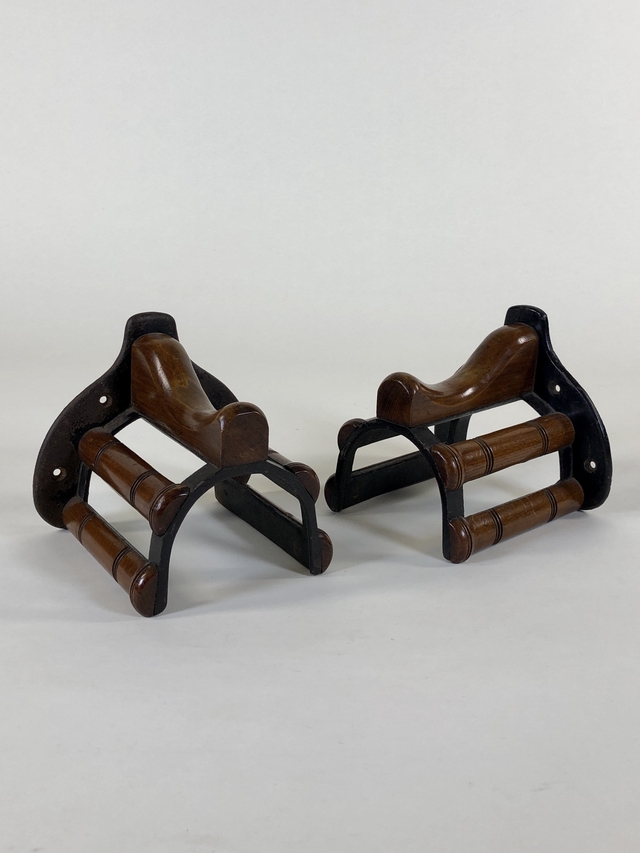 Horse stack en hierro y madera - Comprar en Mayflower
