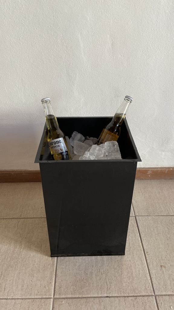 Mesita frapera (demora 30 días aprox) - VIAZ HOME