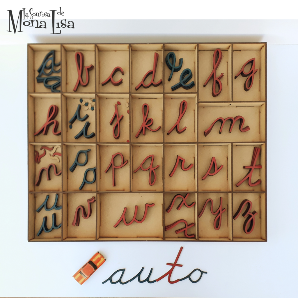 Alfabeto móvil Cursiva - 1 - MONTESSORI