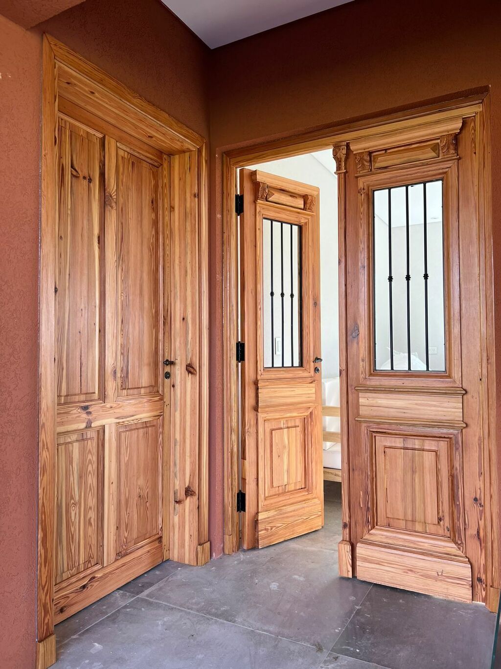 Puerta de Entrada Estilo Colonial- Pinotea- A medida- Cód- F234