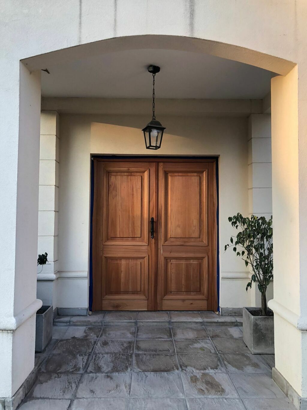 Puerta de Entrada Estilo Colonial Ciega- Cedro- A medida- Cód- F235