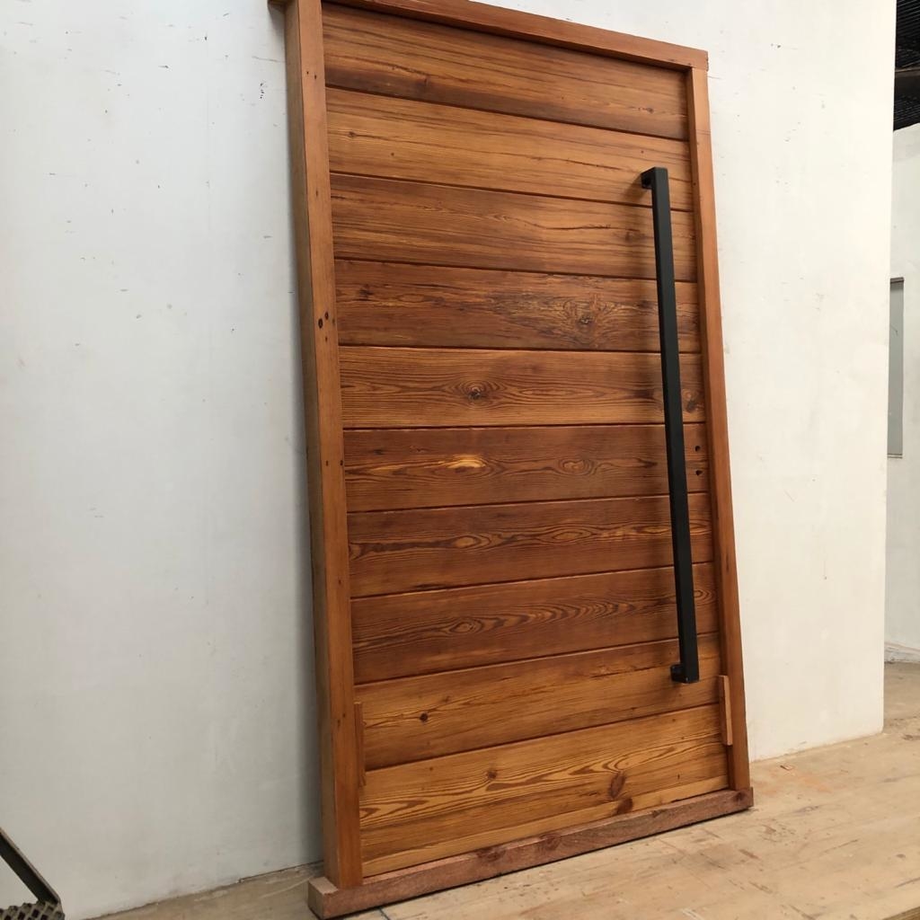 Puerta moderna de Pinotea - A medida - Cod F145