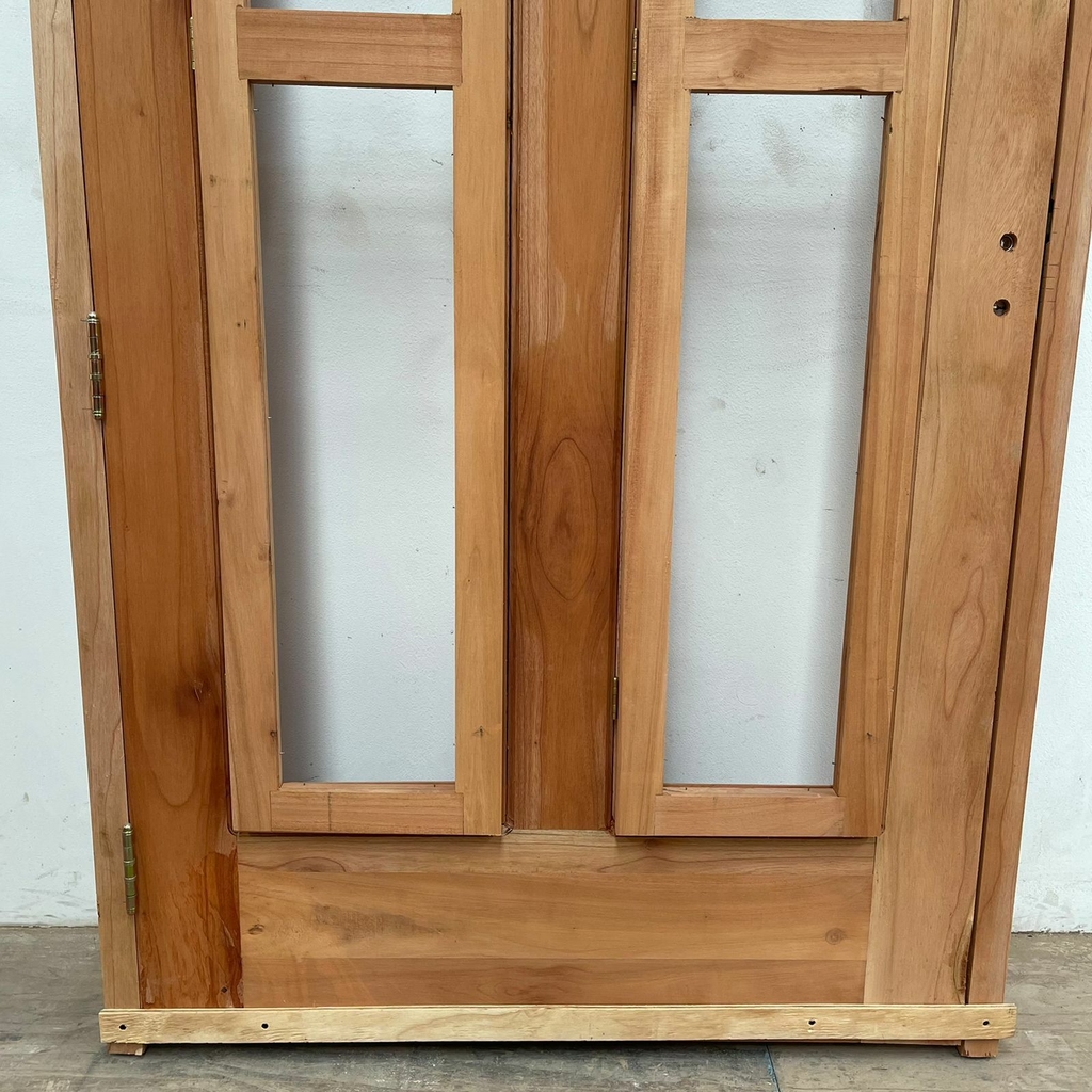 Puerta estilo colonial 1 hoja de cedro - Cod 5697