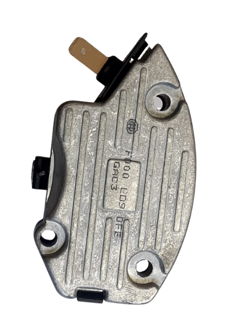 GA148 REGULADOR DE VOLTGEM .IKRO.BOSCH.CASE.FORD.FIESTA.MASSEY.FERGUSON