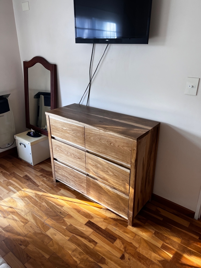 Cómoda Madera Maciza Petiribi - Comprar en DEEP WOOD