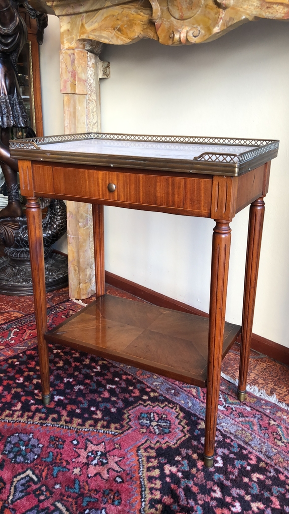 Mesa lateral Louis XVI - Art Rarus Antiquário