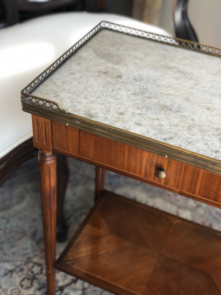 Mesa lateral Louis XVI - Art Rarus Antiquário