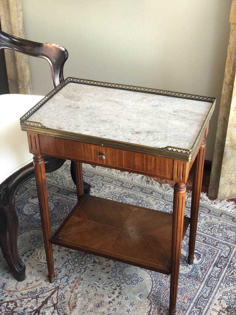 Mesa lateral Louis XVI - Art Rarus Antiquário