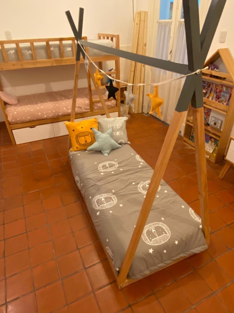 Cama Tipi parte Superior Laqueada (Gris o Blanco)