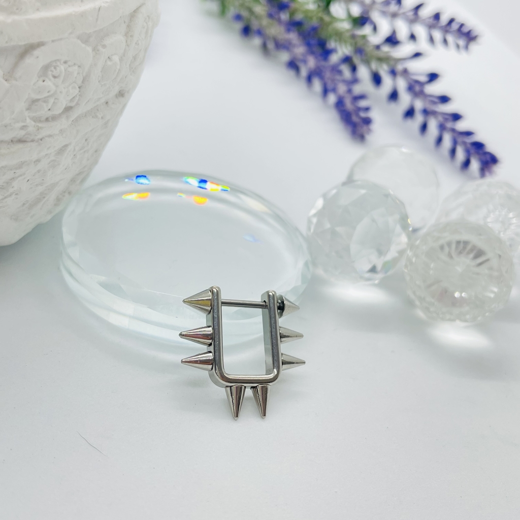 Piercing de pezon picos - Marilyn Acero Quirurgico