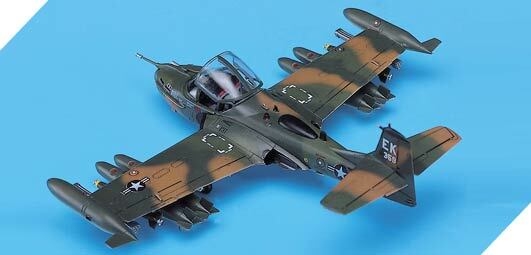 Kit Academy - Cessna A-37B DragonFly - 1:72 - 12461