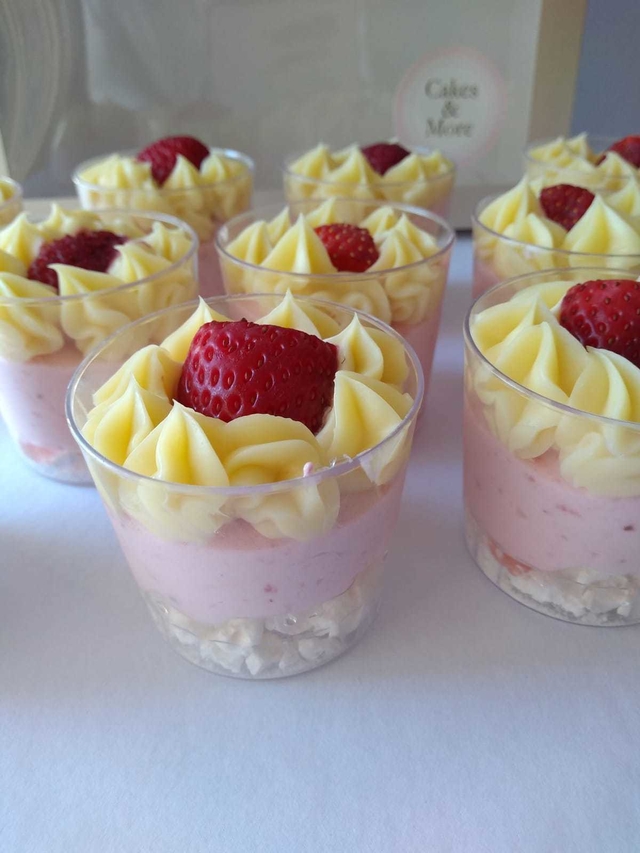 Shots Mousse de Frutilla y Chocolate Blanco