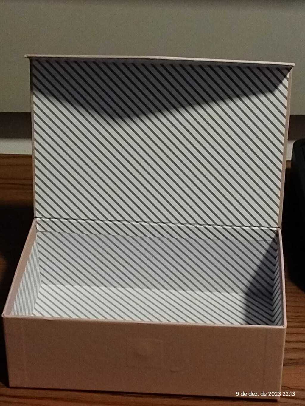 Caixa de Papel Cartonado com Tampa Envelope - Retangular - Rosa com ...