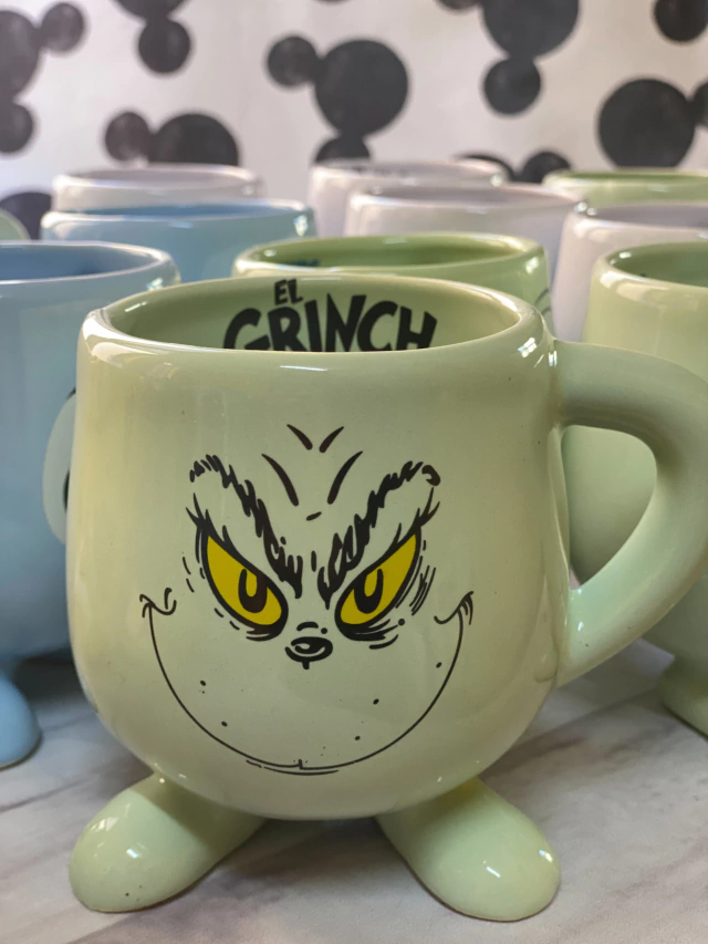 Taza patitas grandes GRINCH - Comprar en Hemel Store