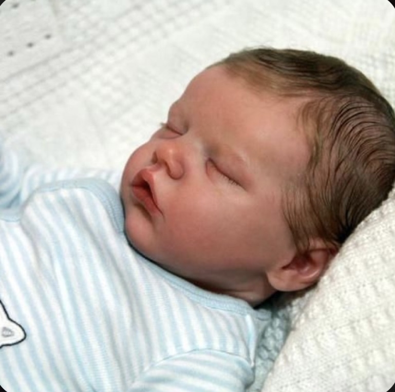 Bebê reborn Kit Twin B - Ateliê Júlia Brandão