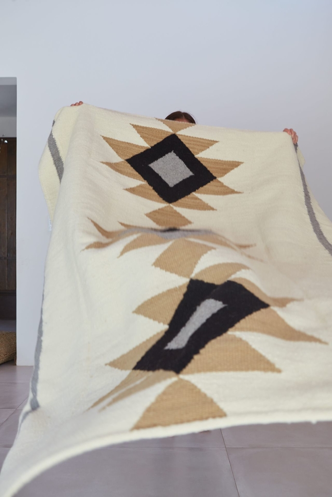 MEDIANA GUARDA INCA NEUTROS - Comprar en Seara Ñañay