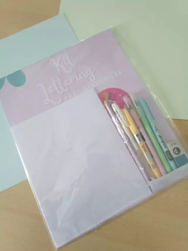 Kit Lettering para Aprendices by @mica.letters