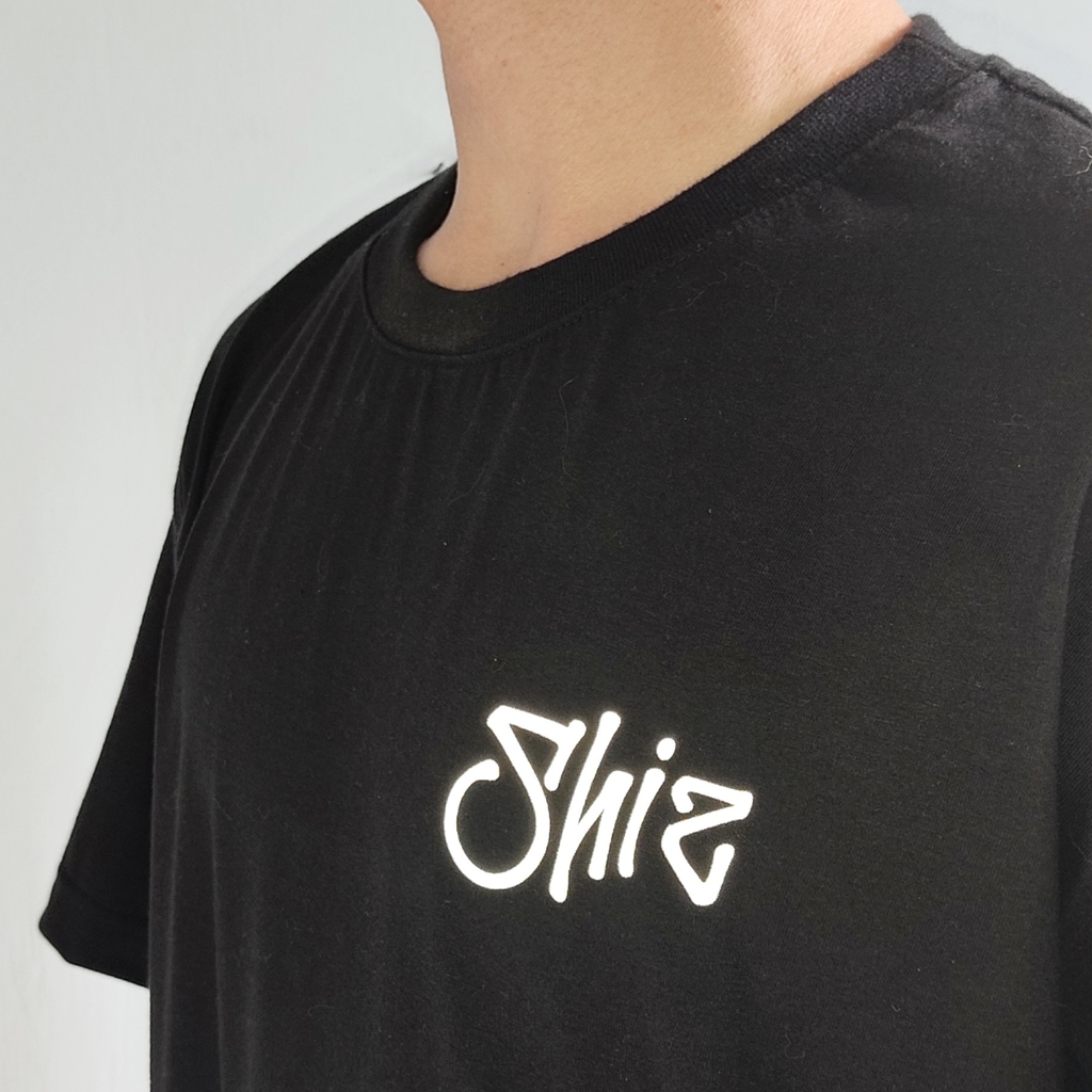 CAMISETA SHIZ LOGO REFLETIVO