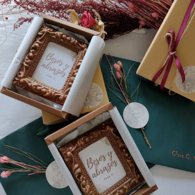 Marco de chocolate - Comprar en Clara C Chocolates