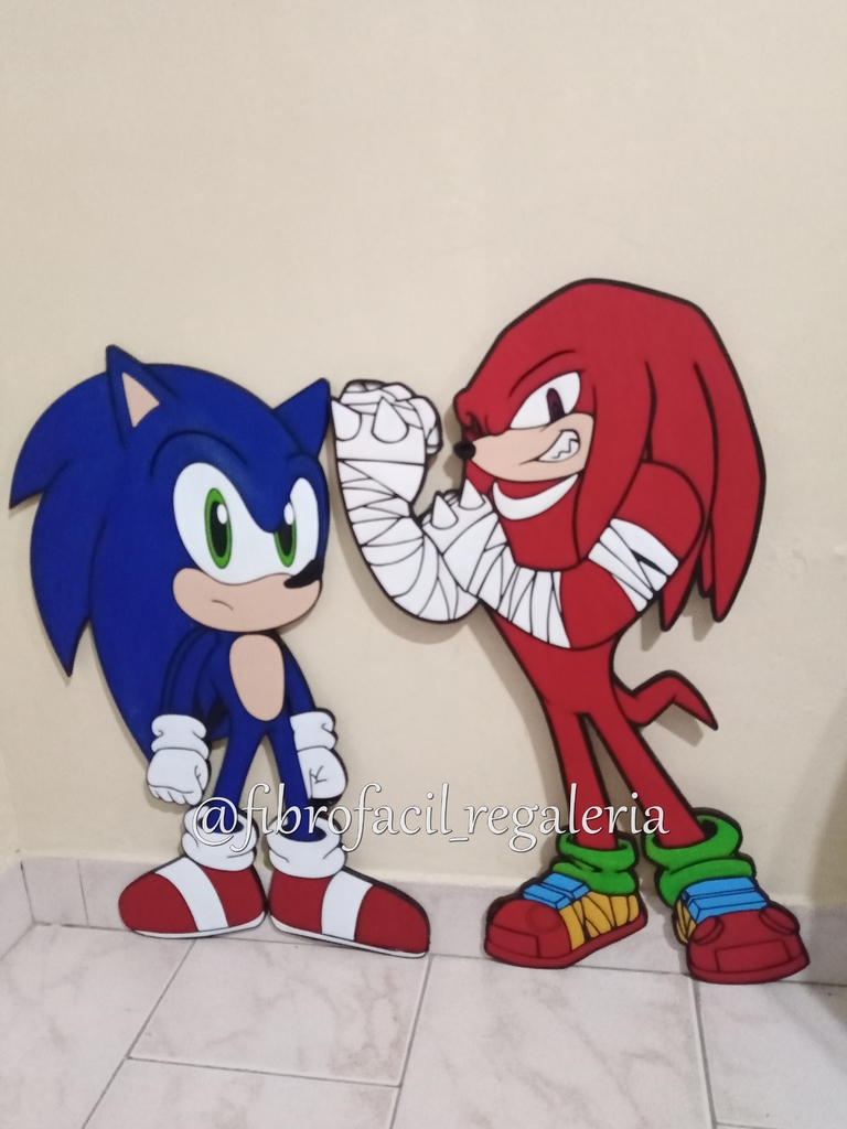 KNUCKLES PERSONAJE DE SONIC