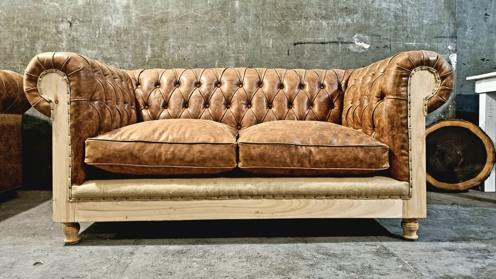 CHESTERFIELD INDUSTRIAL 2C CUERO - Sofá y tronos