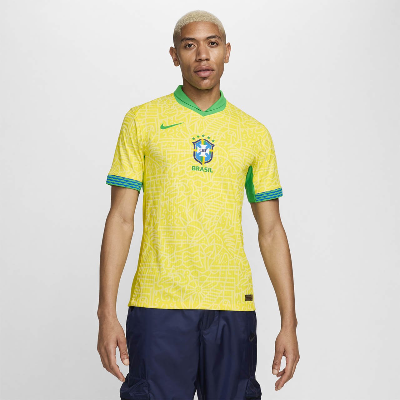 Camisa Seleção Brasileira 2024 2025 Masculina Modelo Fan Amarela
