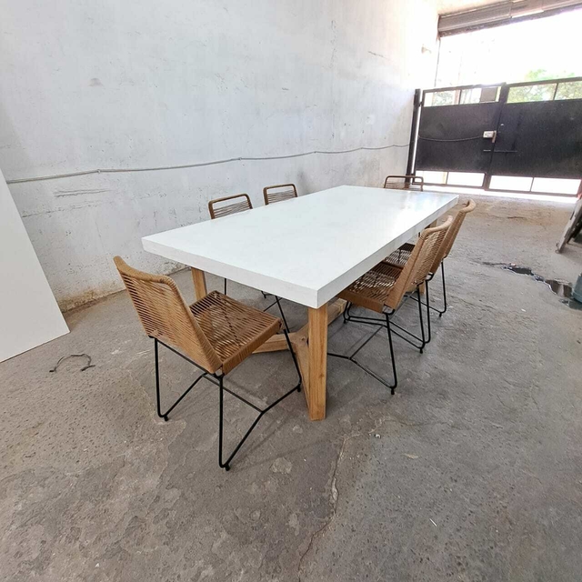 MESA DE MICROCEMENTO + 6 SILLAS - Muebles Priscob