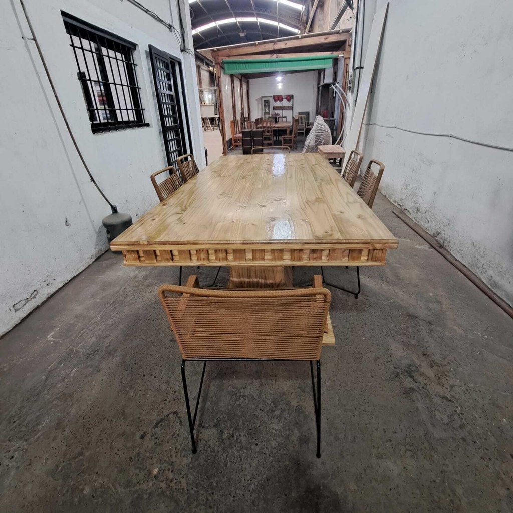 MESA RESTORATION + SILLAS TULUM - Muebles Priscob