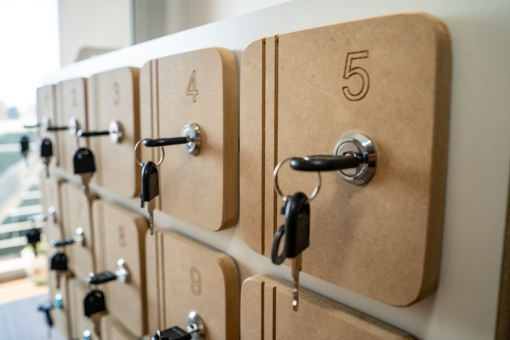 Casillero Guarda Celulares 15 Puertas! Mini Locker