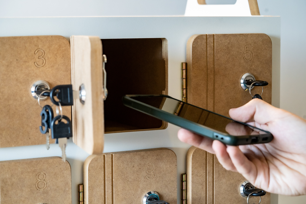 Casillero Guarda Celulares 15 Puertas! Mini Locker