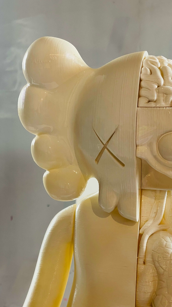 KAWS HALF - Comprar en LORD