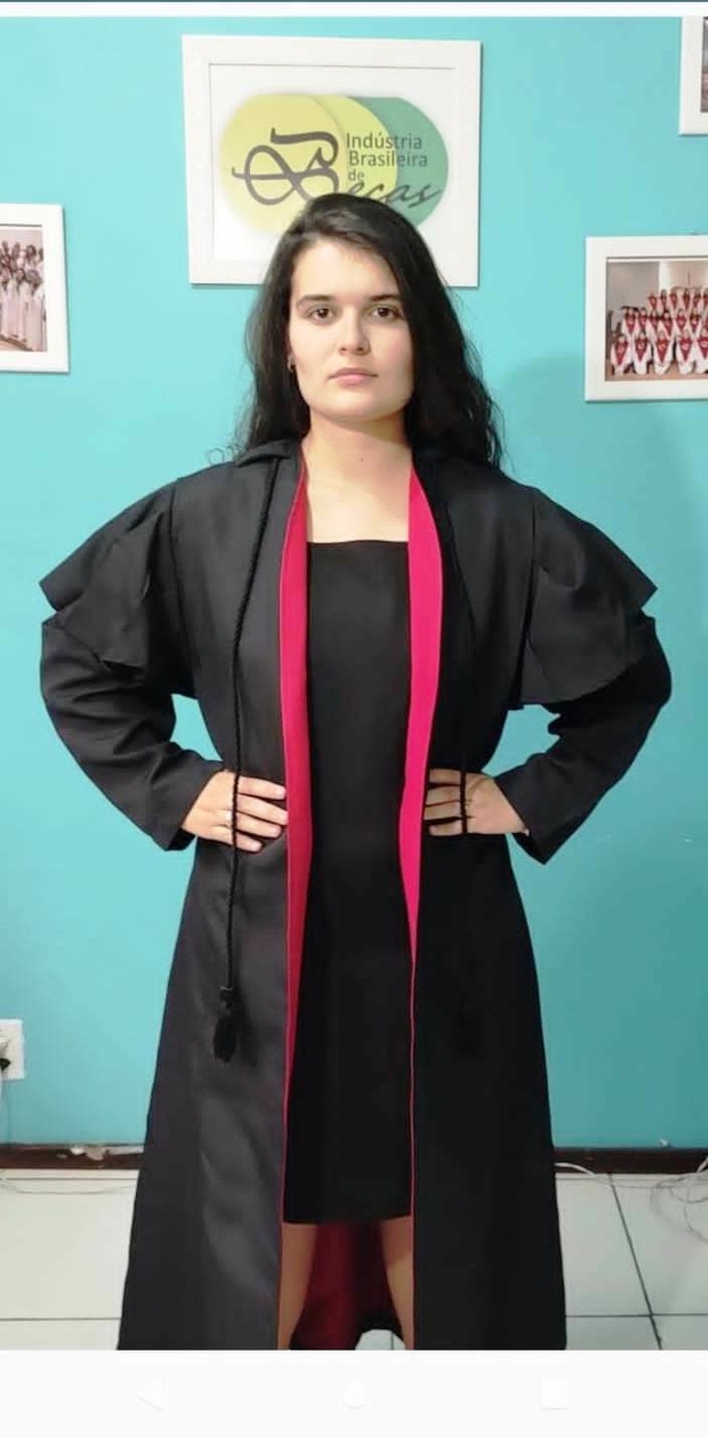 Toga Jurídica Francês Feminina