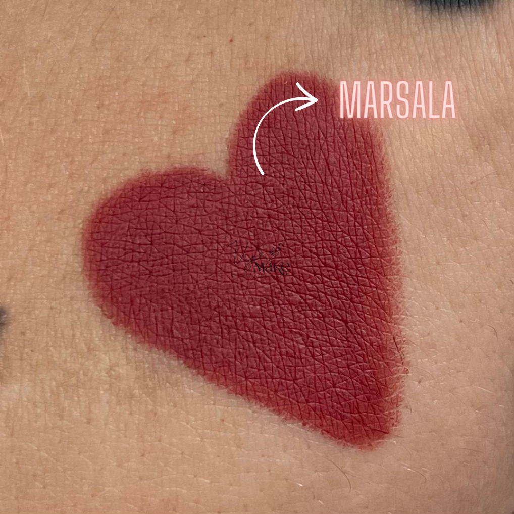 Lápis Labial Ultra Easy Lip Liner - Ruby Kisses