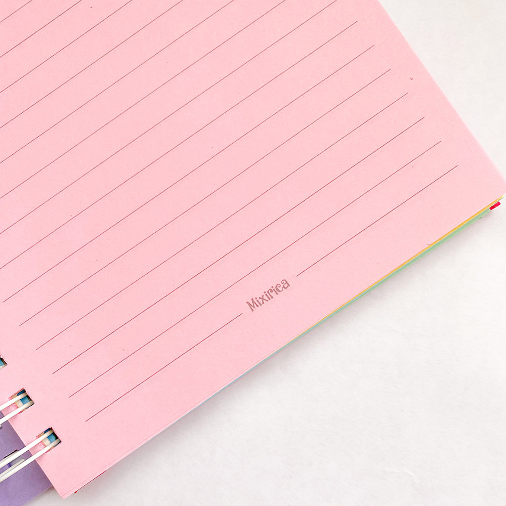 Caderno Fun com folhas coloridas e pautadas