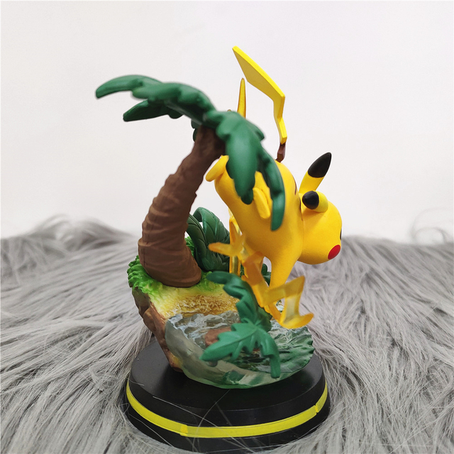 Action Figure Pikachu na Árvore | Pokémon