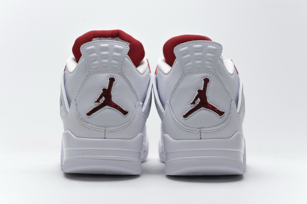 Air Jordan 4