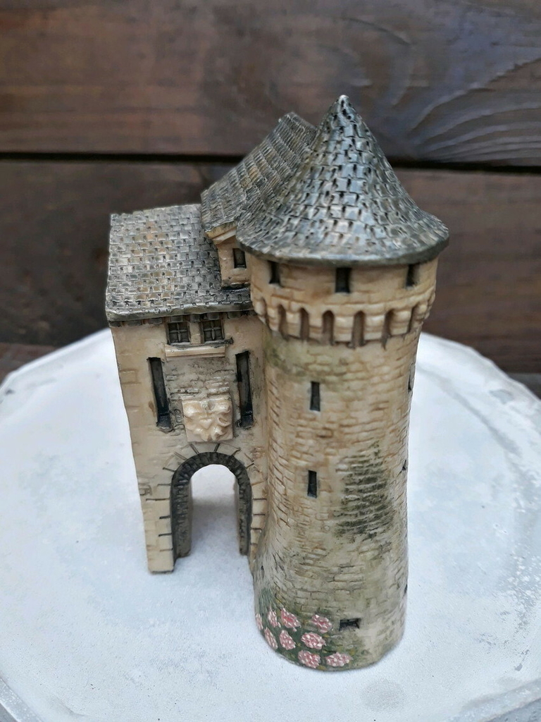 Molde De Silicone Castelo Medieval Para Concreto, Resina ou Gesso Ref 710