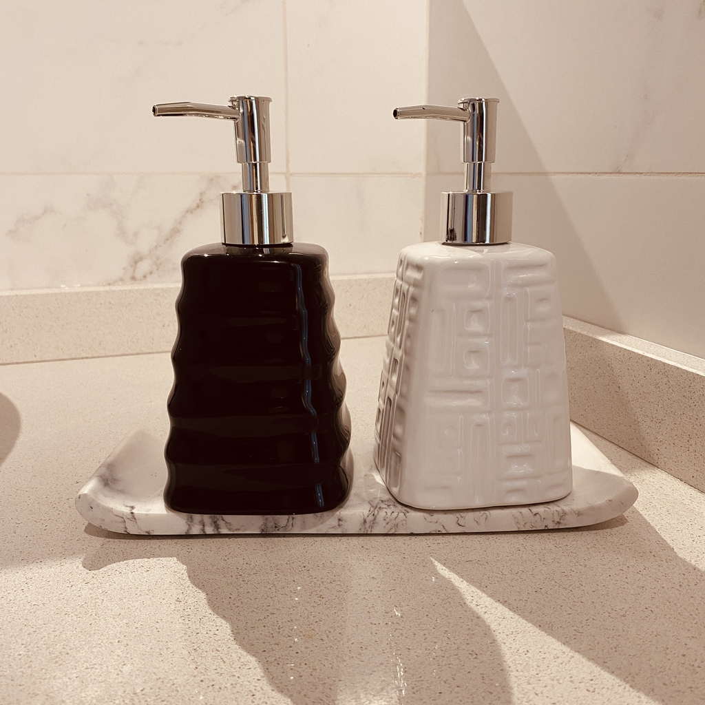 Dosificador ceramica blanco/negro