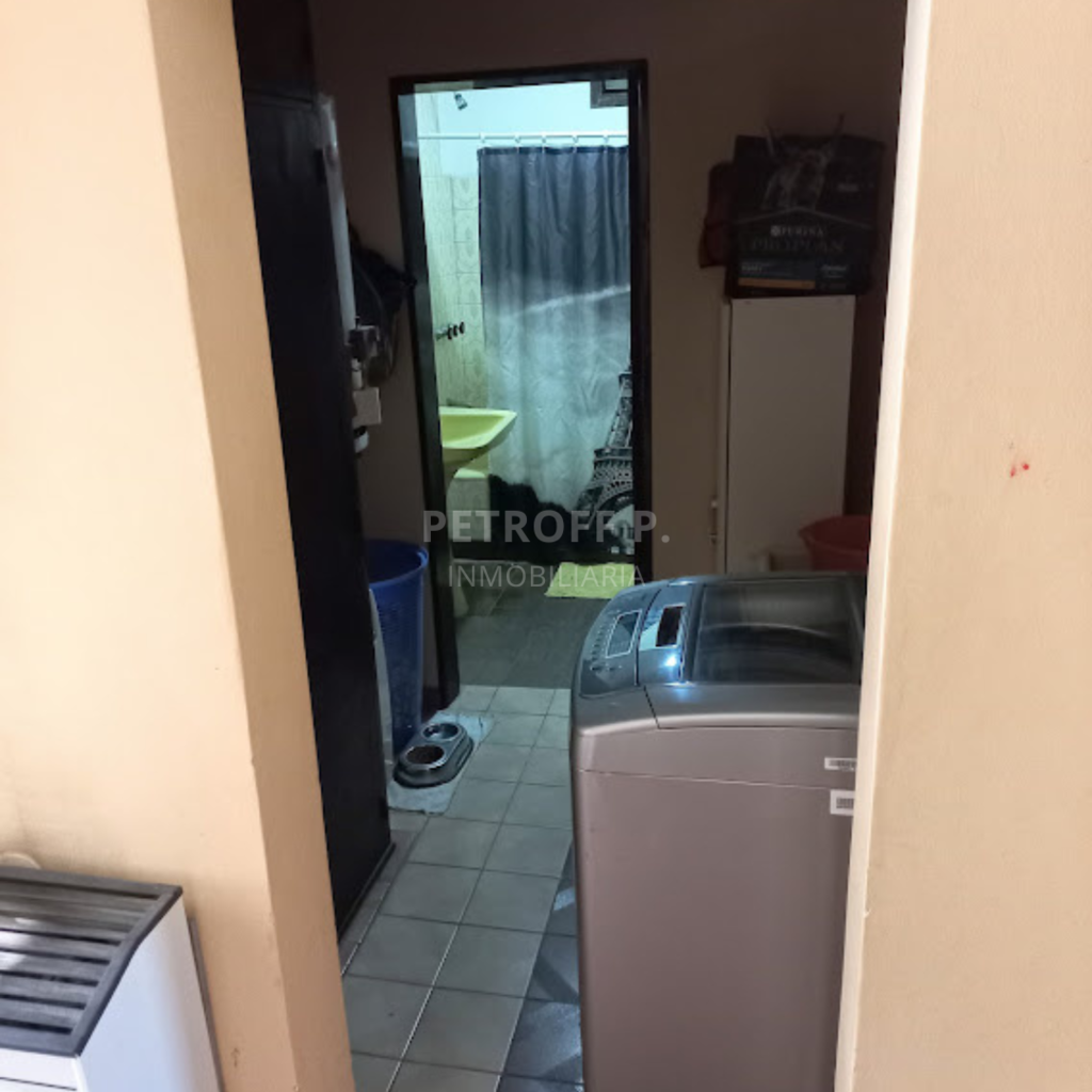 CASA Bº SAN MARTIN - Petroff P. Inmobiliaria