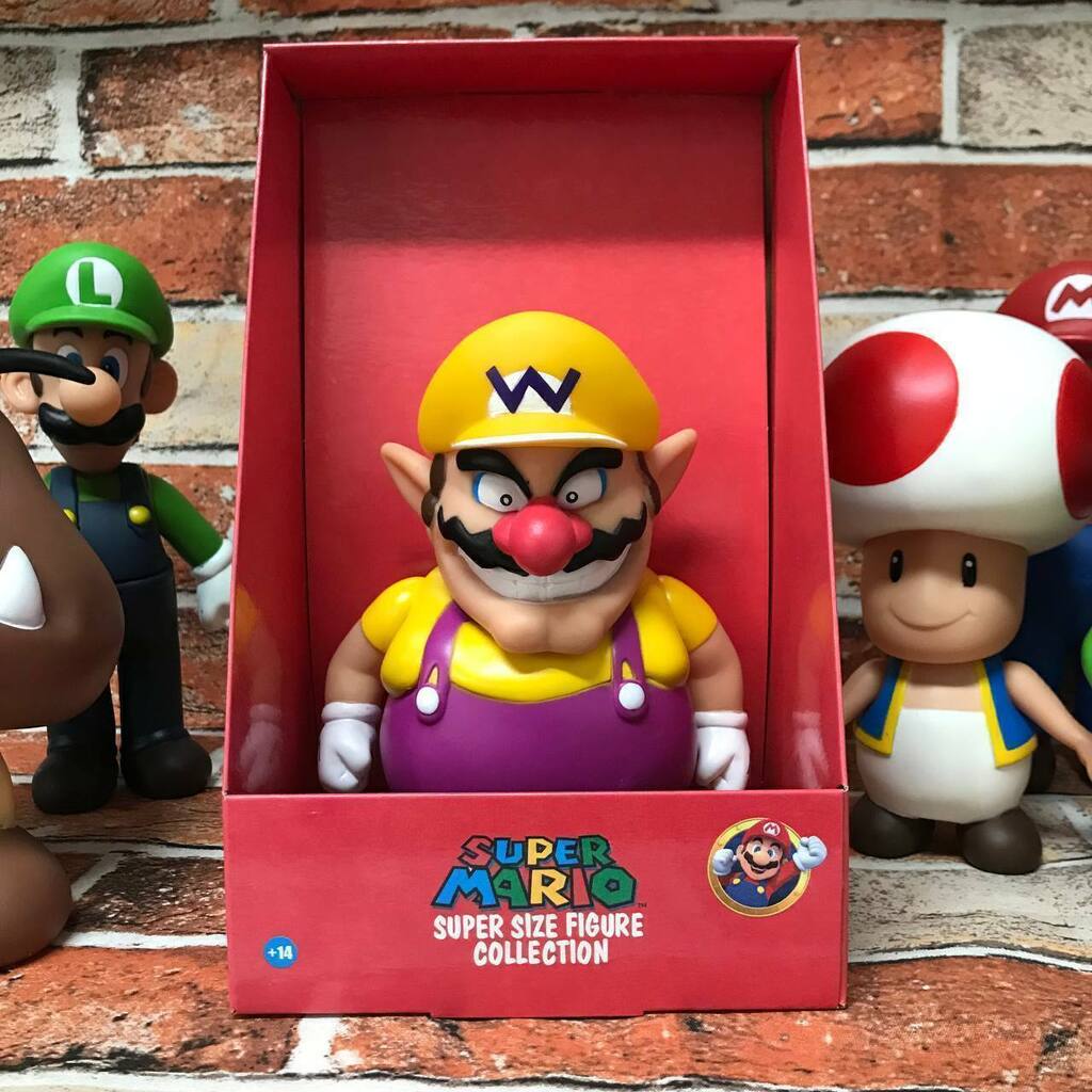 Boneco Colecionável em PVC Wario 20cm Super Mario