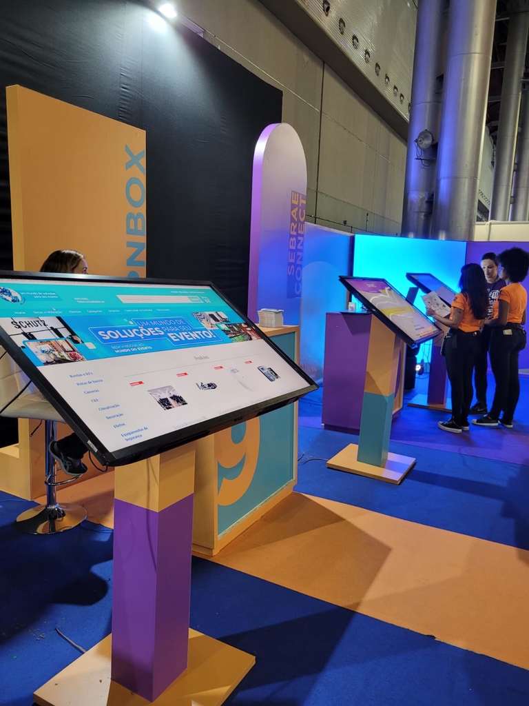 Locação Monitor Touch Screen 50 polegadas e Smart TV LED 50