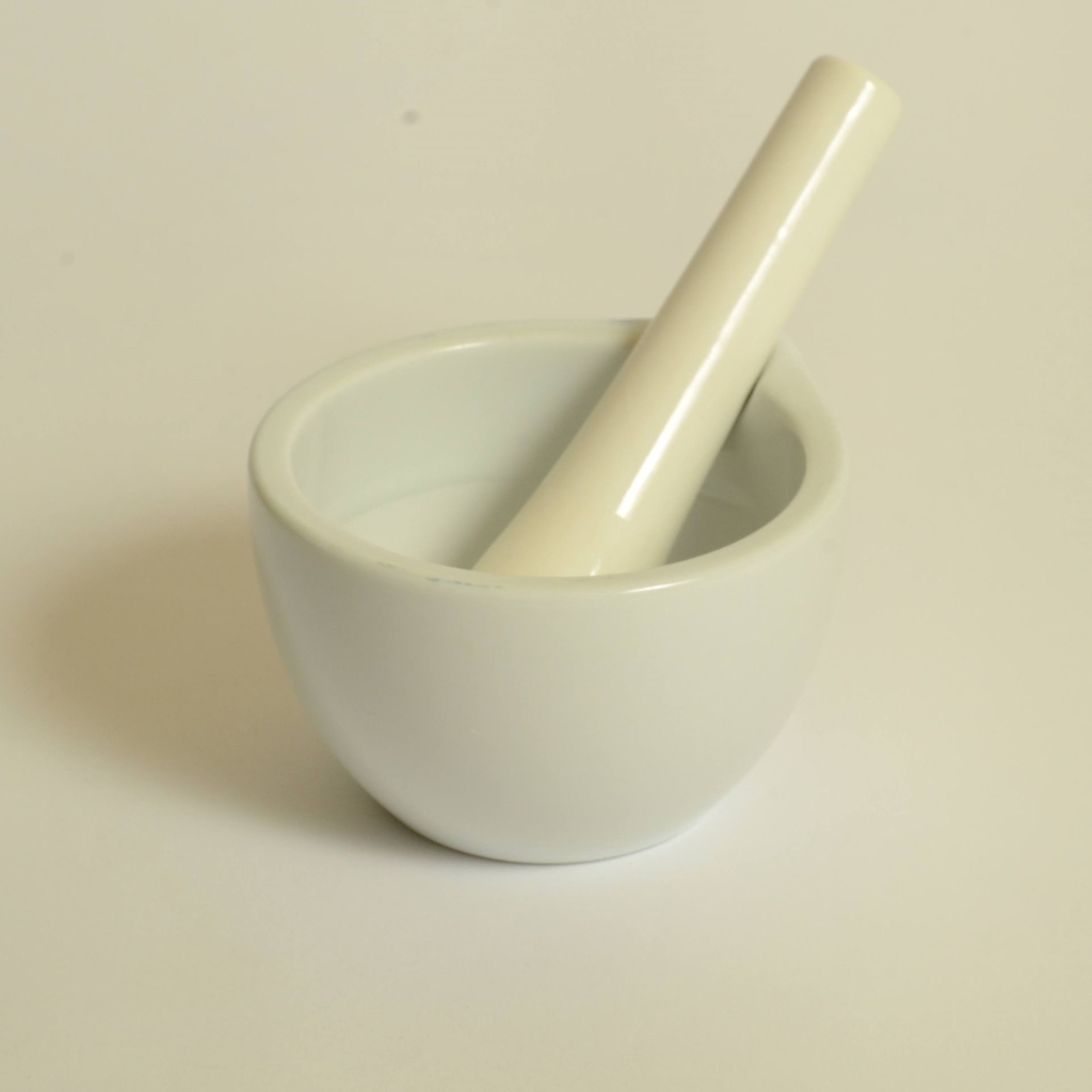 Mortero de cerámica blanco | Ideal para triturar y moler