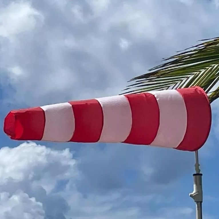 biruta_indicador_de_direcao_do_vento_com_rolamento